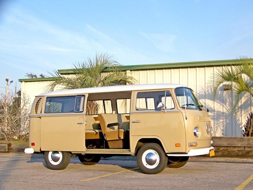 TheSamba.com :: Bay Window Bus - View topic - Bus Photography