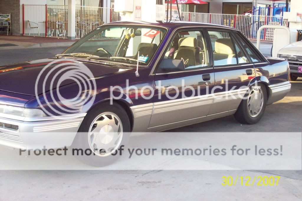 [VIC] - FS; Purple VL w/calais front, interior & rear | Just Commodores